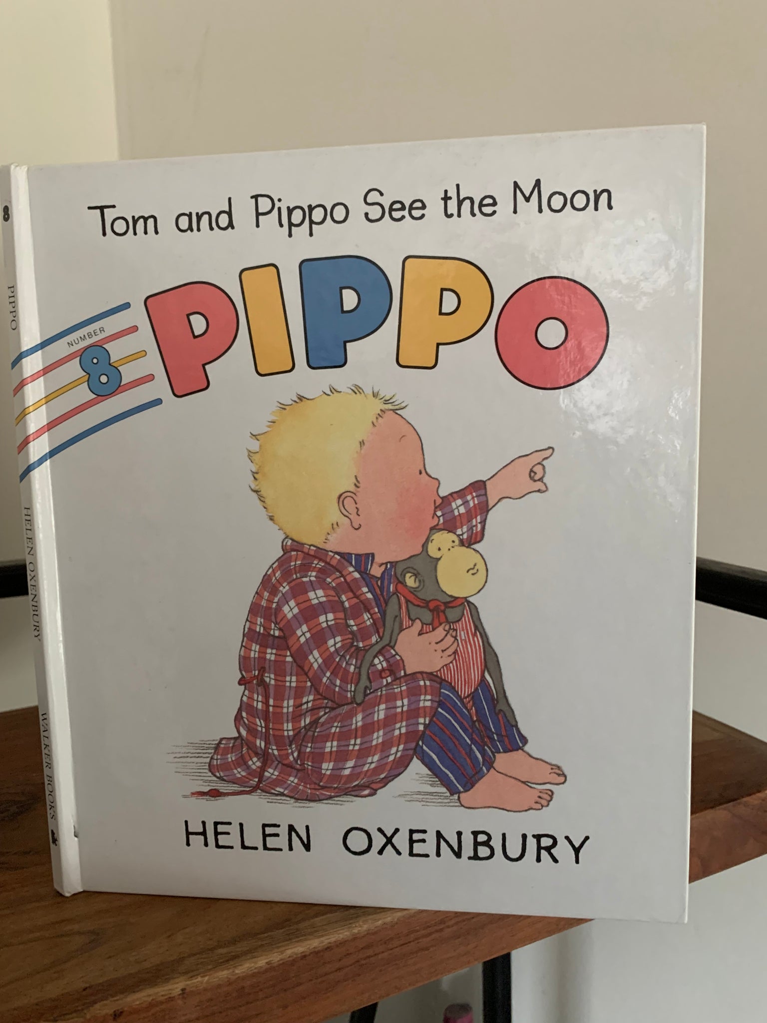 Tom and Pippo See the Moon: Pippo number 8 (signed) – Humford Mill Books